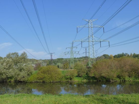 Větrné a solární zdroje mohou tvořit spolehlivý základ české energetiky